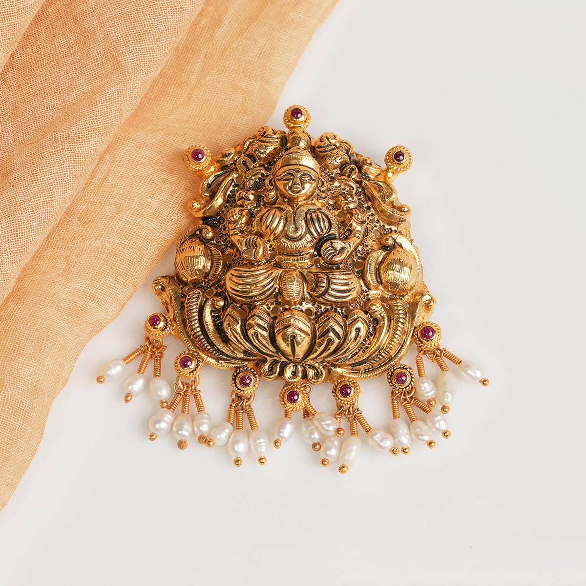 Antique Silver Lakshmi Devi Pendant with Ruby Potas – Padmam