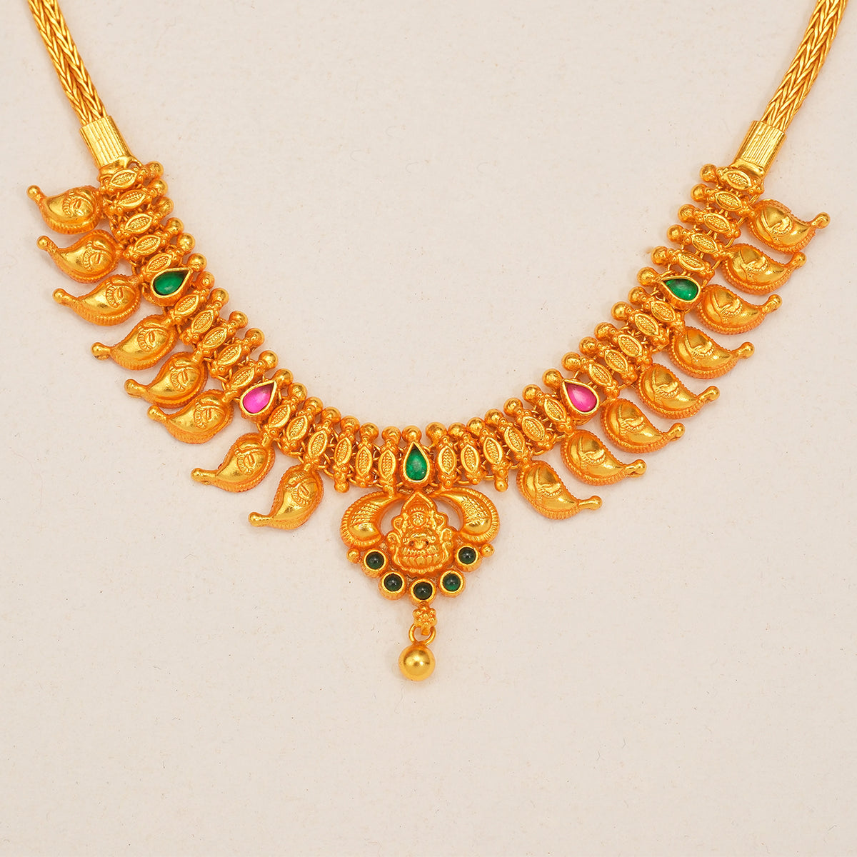 Temple Silver Necklace Traditional Design and Lakshmi Devi Manifestati ...