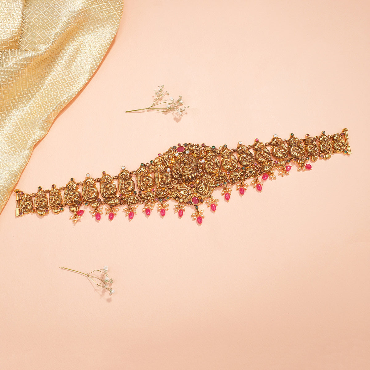 Sleek Silver Vaddanam with Lakshmi Devi Detailing – Padmam